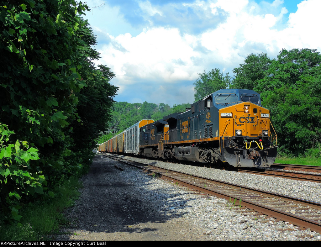 CSX 434 and 7666